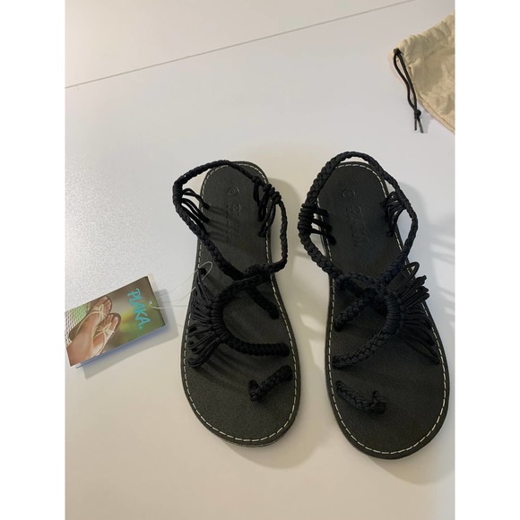 plaka | Shoes | Plaka Palm Leaf Strappy Sandal Womens 8 Black Handwoven ...